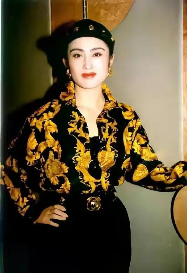 Shanghai actress-Zhang Min - iNEWS