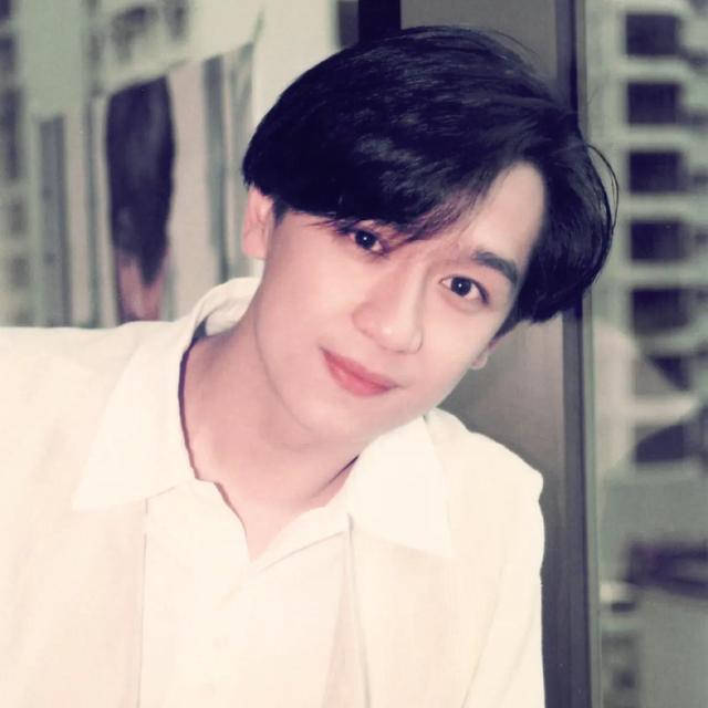 "The Most Handsome Duan Yu" Chen Haomin: Knocked on the door of a ...