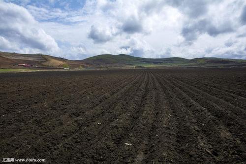 The largest plain in the country, with an area the size of 55 Shanghai ...