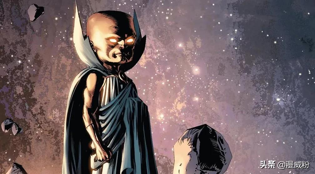 Why does the observer keep standing?Marvel gave a nonsensical response ...