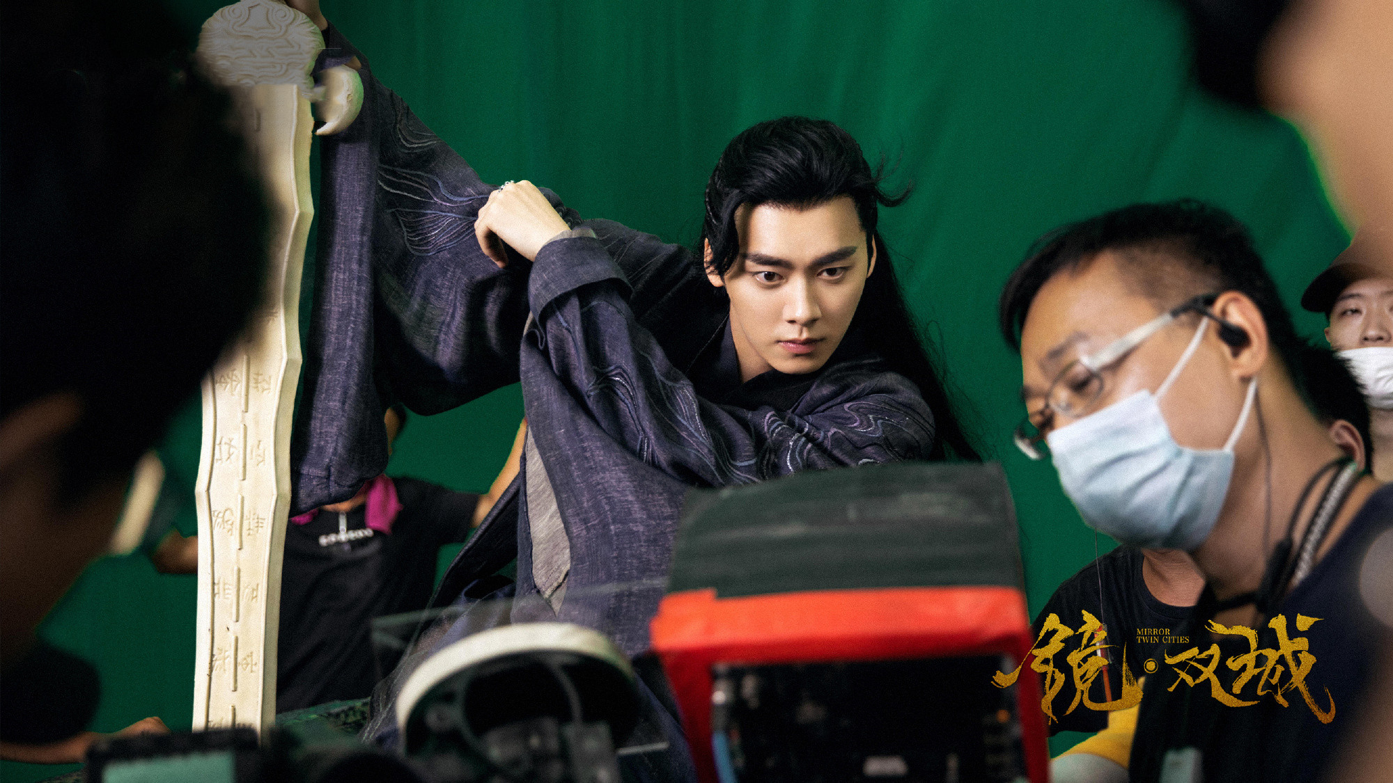 "Two Cities of Mirrors" failed to pass the preliminary review, and ...