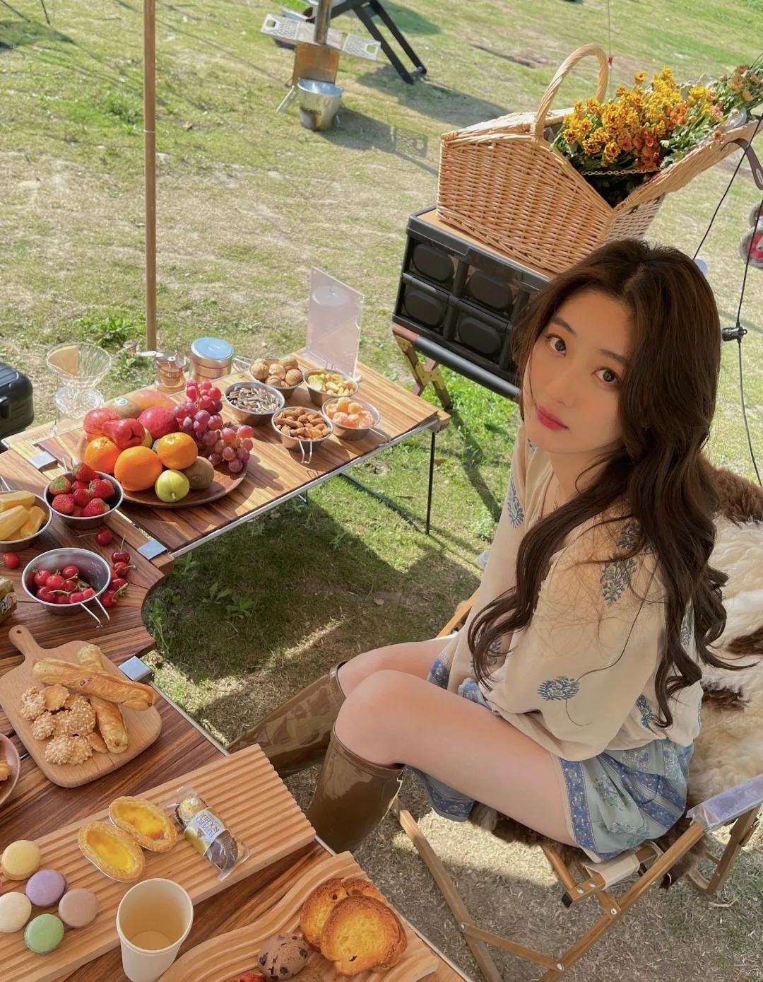 Qi Yandi launched another small sweet drama. For artists who have not ...