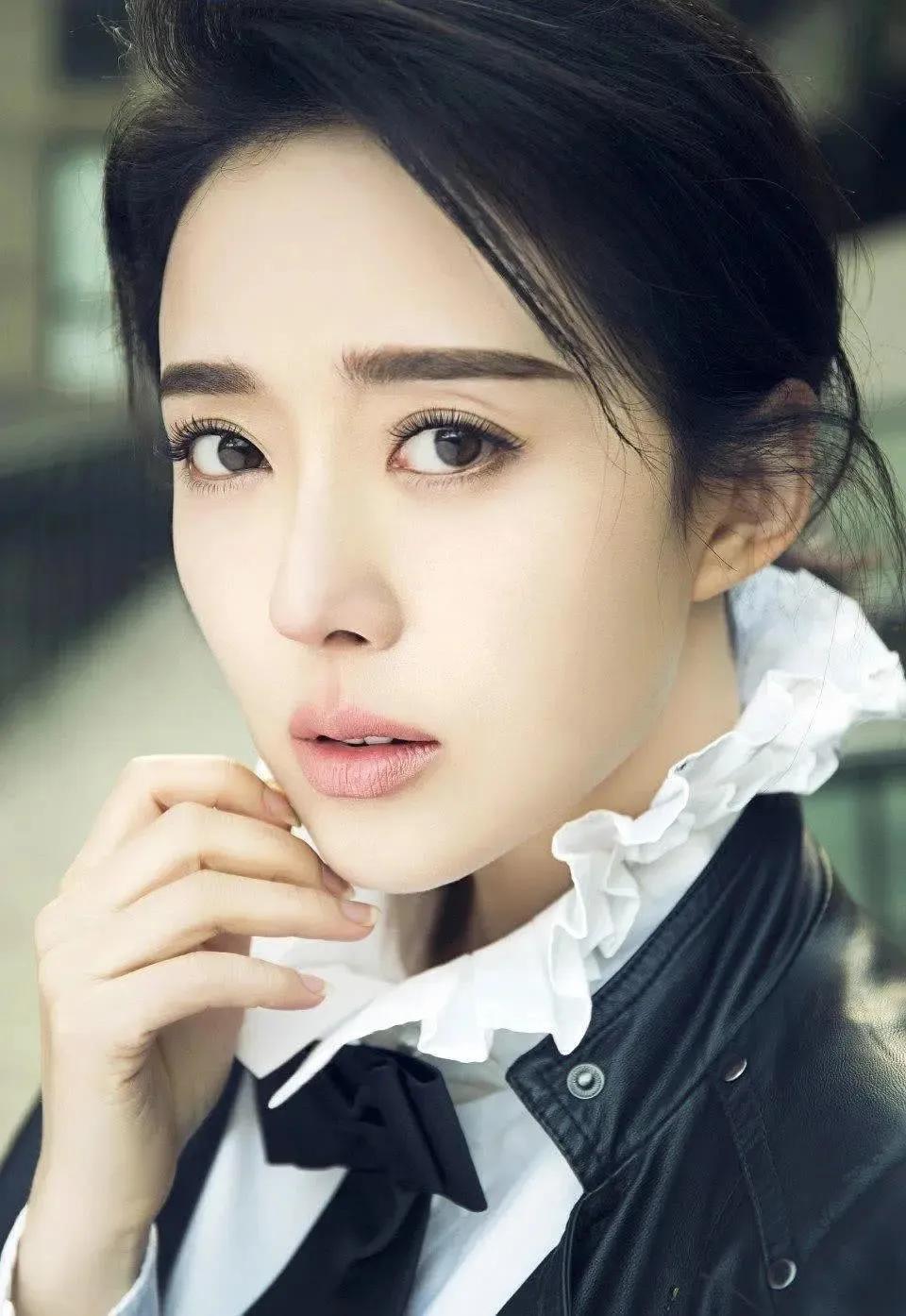 Yan Danchen has a very elegant temperament and a good figure - iNEWS