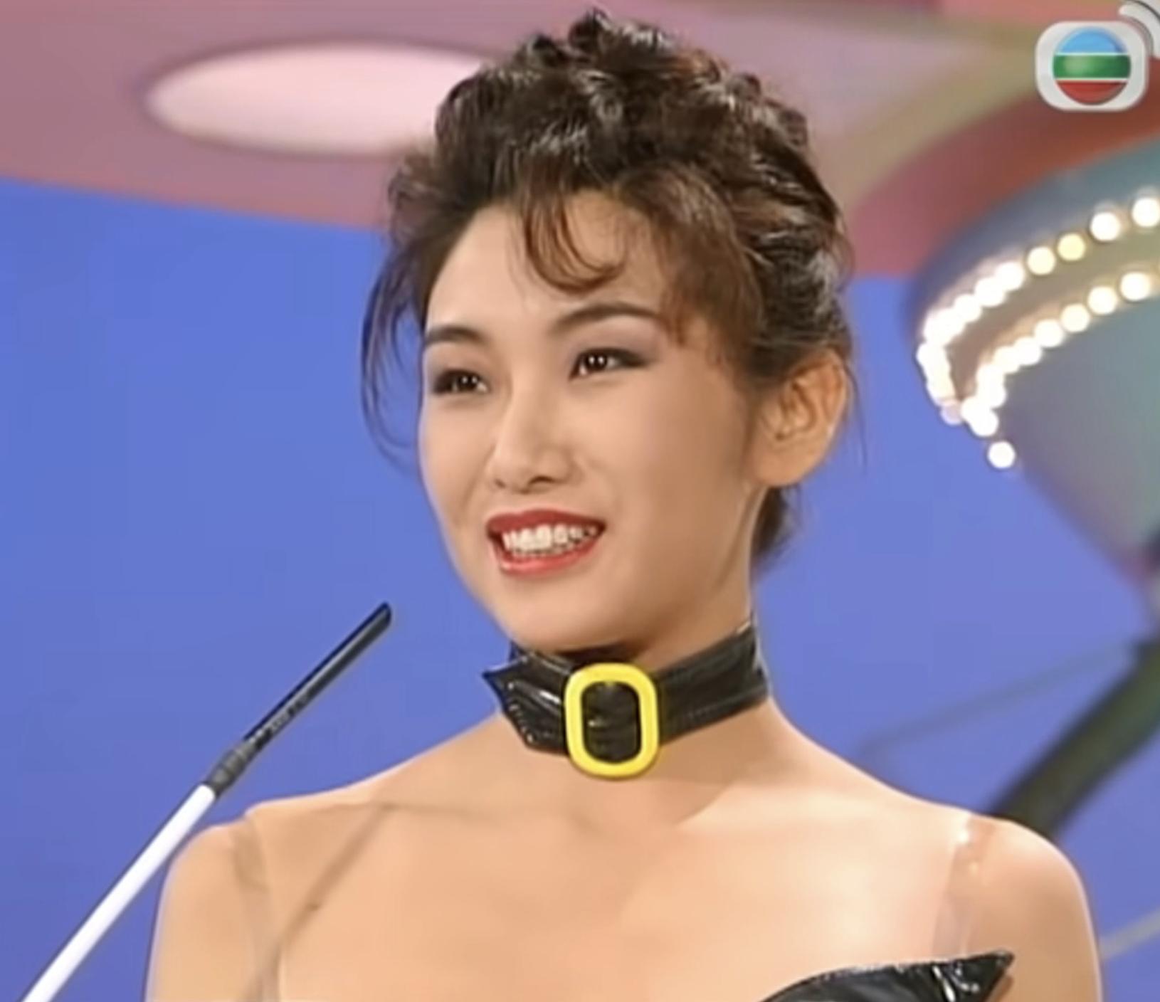 51-year-old Mo Kexin serves as the mentor of the Hong Kong sister. She ...