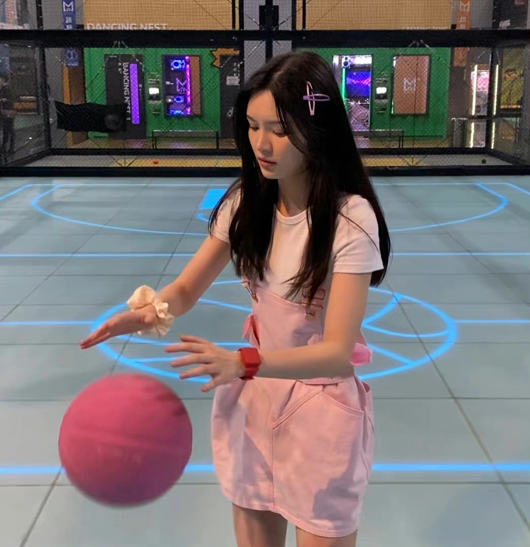 Little cute!Ghost horse sweetheart Lin Qiyu sun private clothes photo youthful vitality full of ...