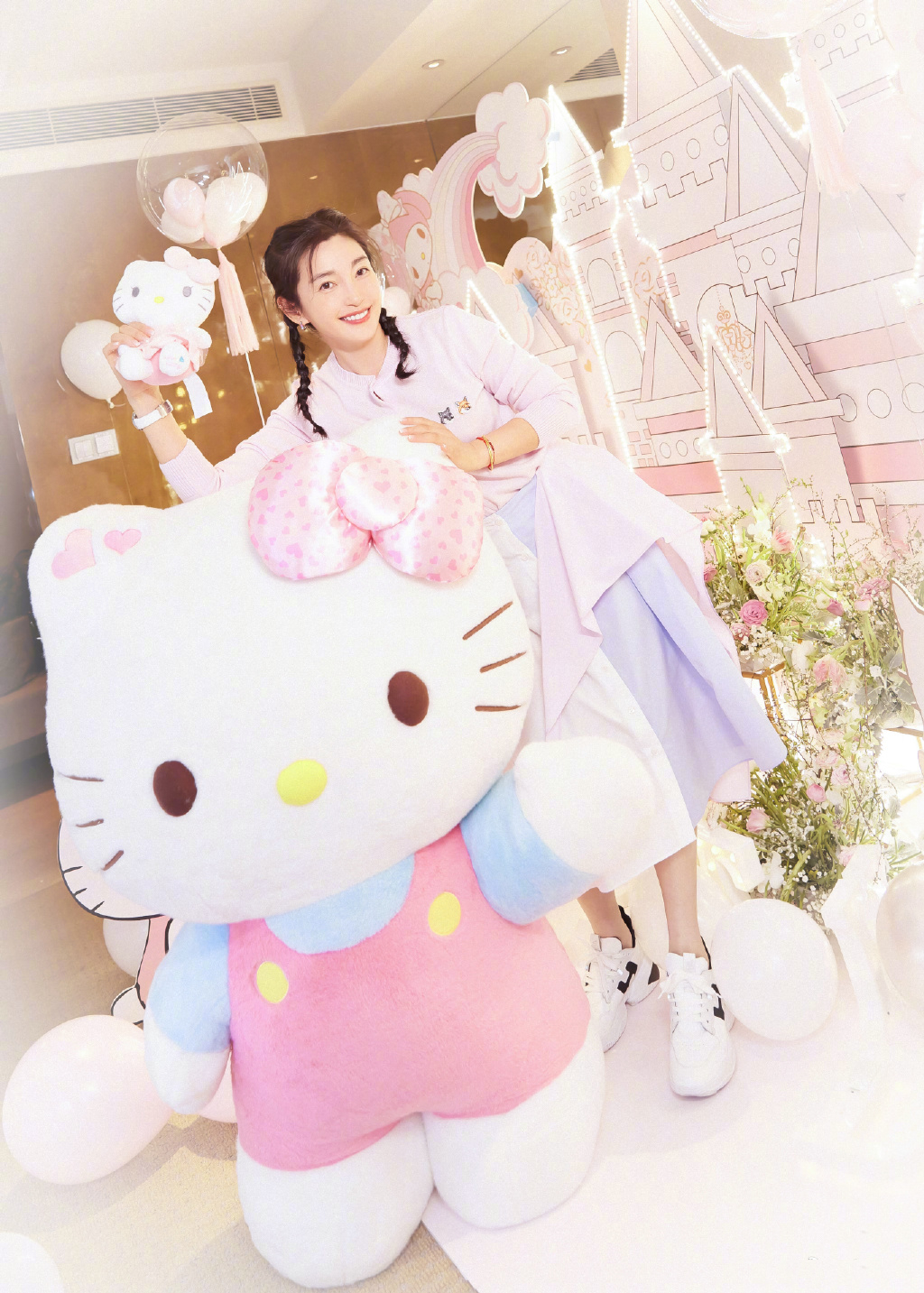 Li Bingbing's 48th birthday, in the same frame as Ying Bao and sister ...