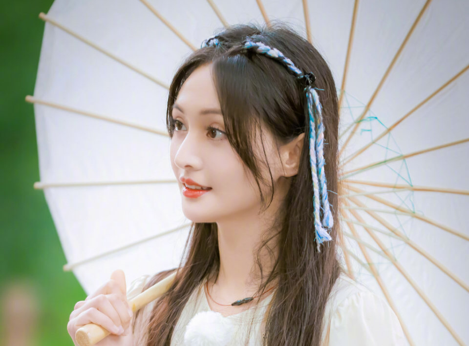 Zheng Shuang: With her "crazy" becoming popular, she is now "unemployed ...