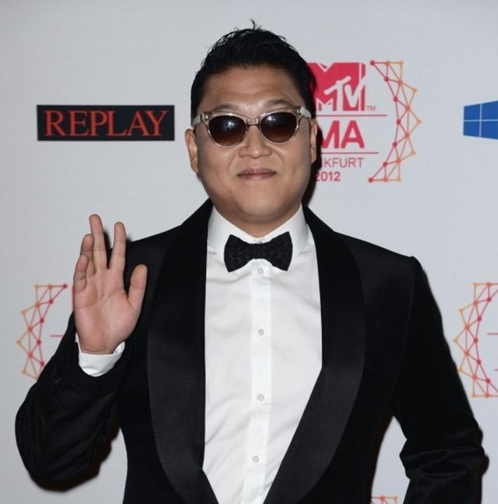 "Uncle Bird" Park Jae-sang's degenerate history, his story is far worse ...