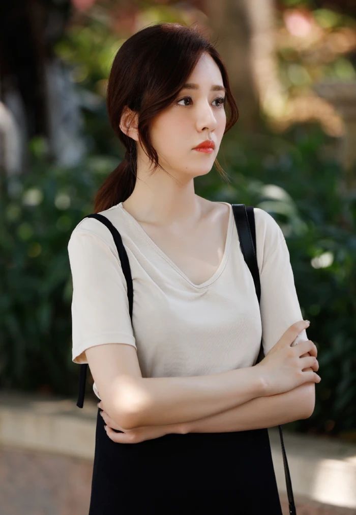 Wang Xiaochen wallpaper - iNEWS