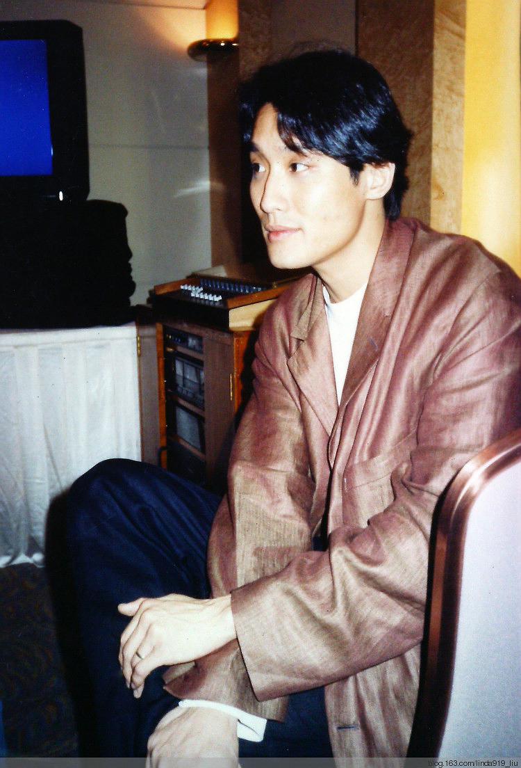 "Actor" Liang Jiahui: I met and fell in love with my wife when I set up ...