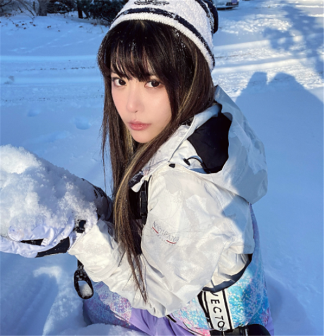 Selina Zhou will be on the commentary stage again, just let the ...