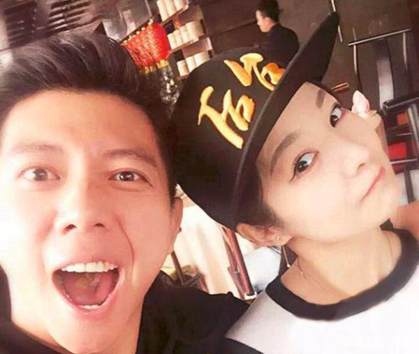 Hu Haiquan's "hidden" wife for many years is actually more beautiful ...