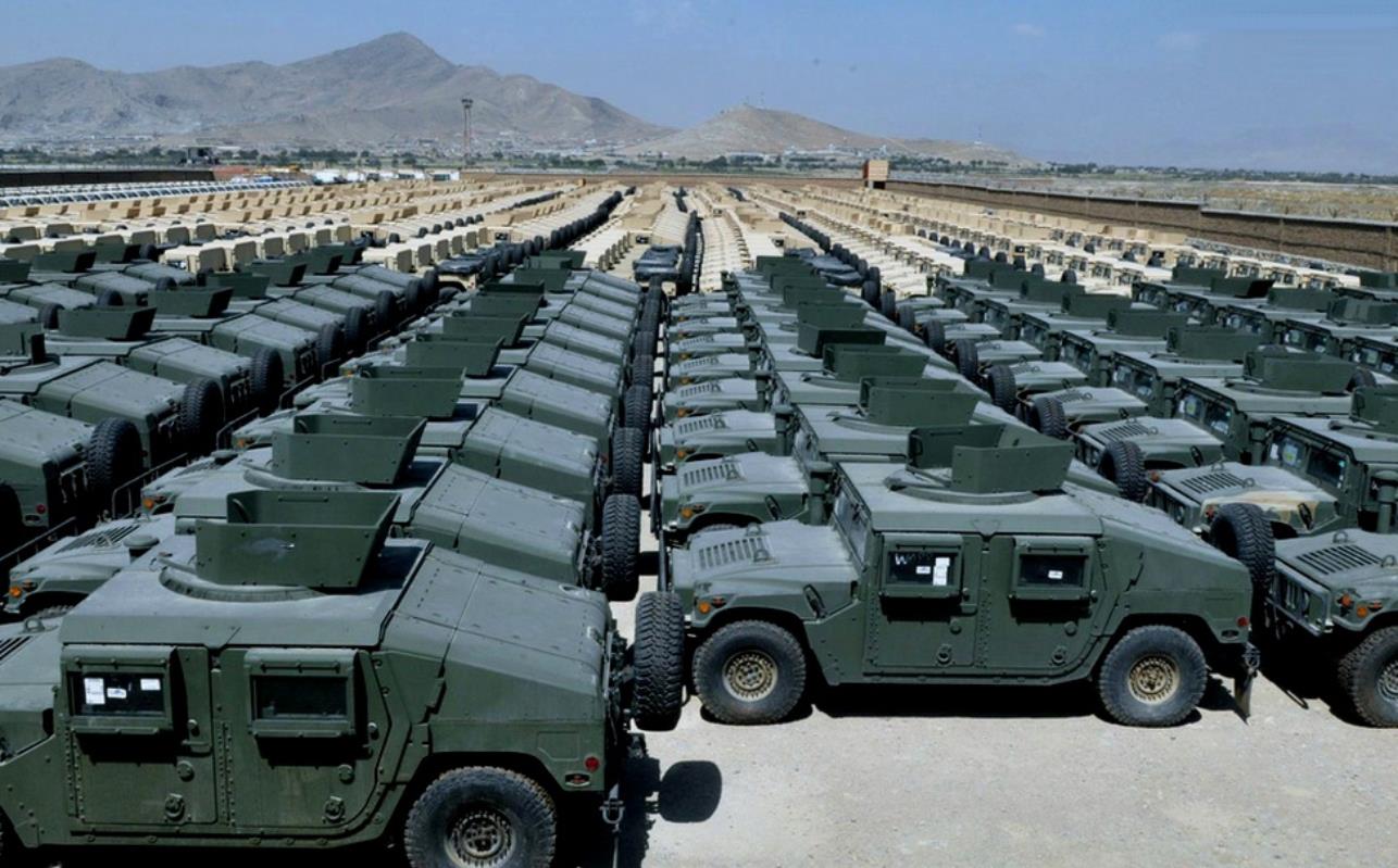 Afghan Hummer Cemetery: More than 3,000 Hummer vehicles are parked, new ...