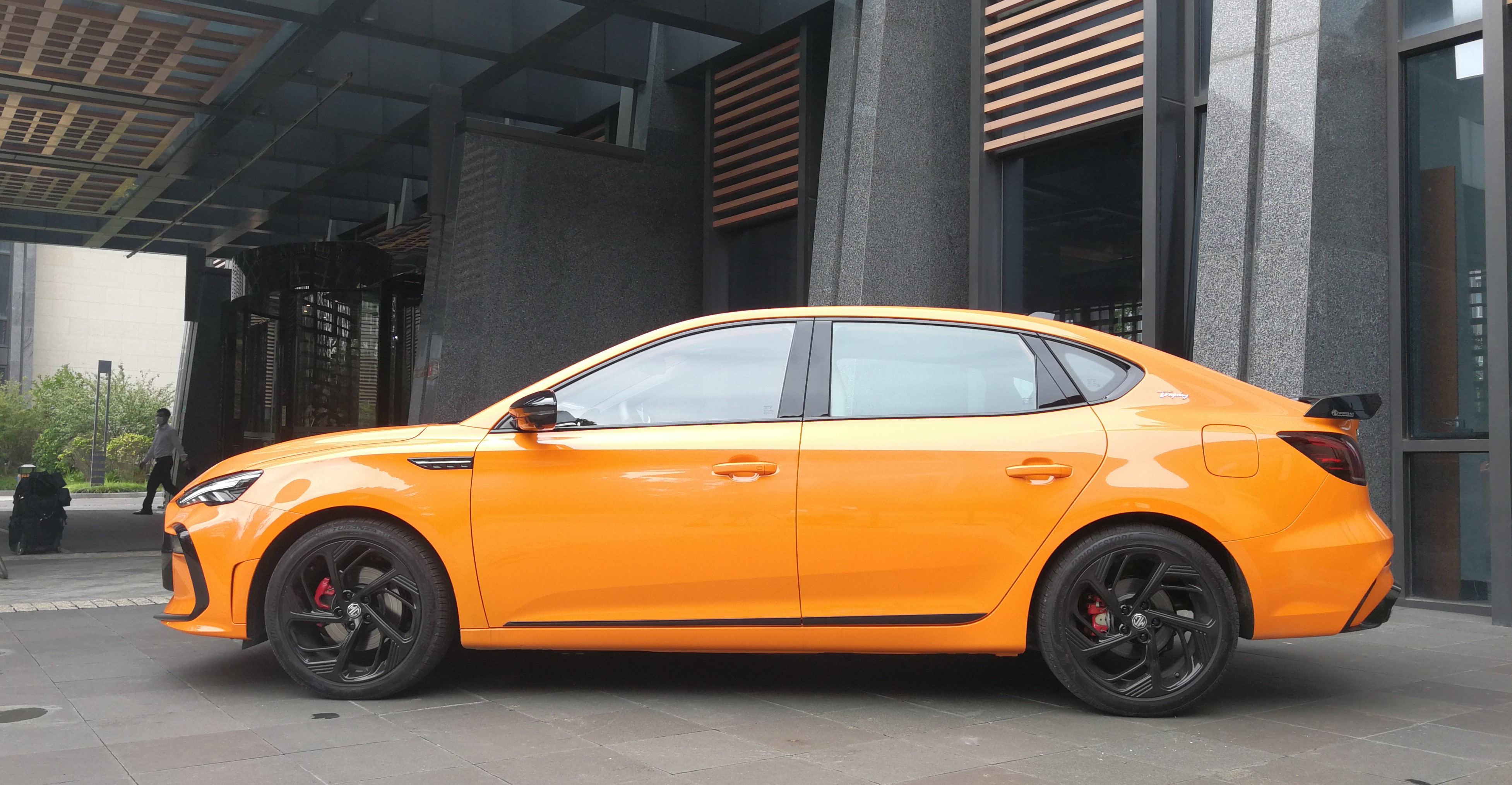 The success of MG5 makes the sporty MG more attractive. What about the ...