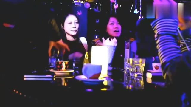 Lao Rongzhi's rare nightclub dancing video comes out!Slender waist ...