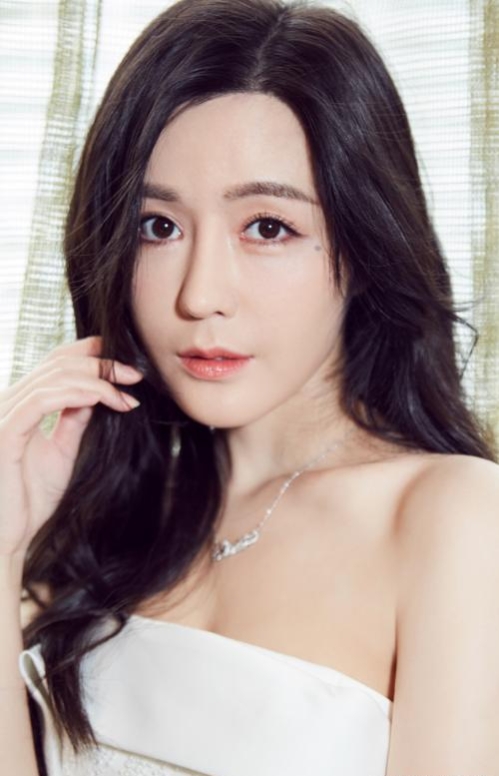 Born to be a sexy mainland actress with a mole-Tang Jingmei "Meitu" - iNEWS