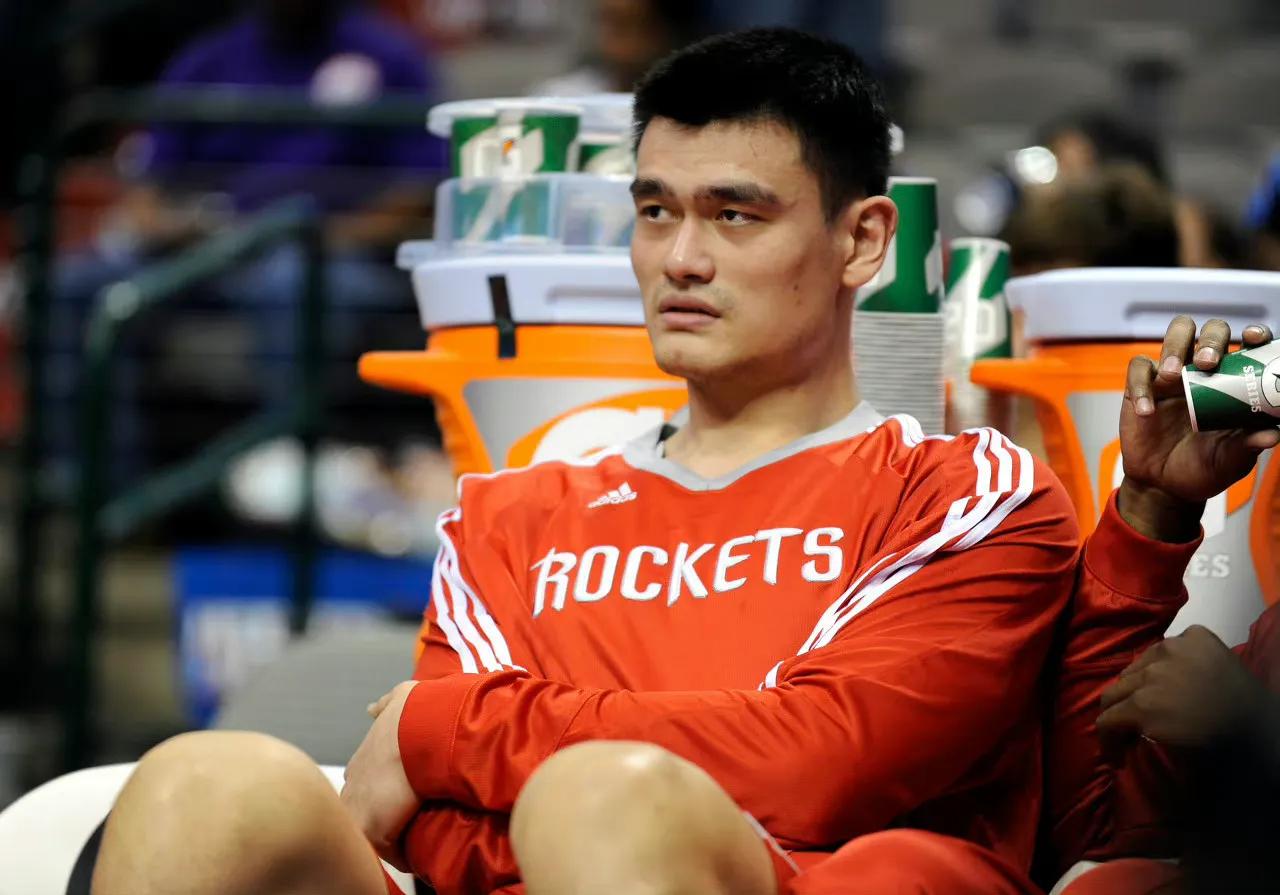 How good is Yao Ming, if it is not for injury and character, a stable ...
