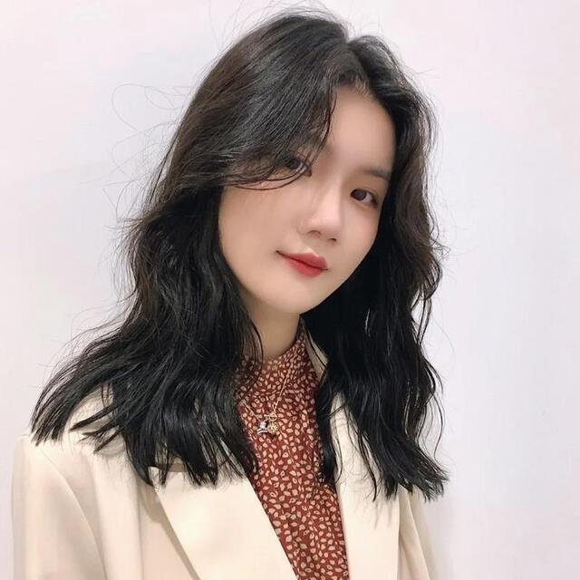 In 2020, a kind of temperament perm is popular, called "French Perm ...