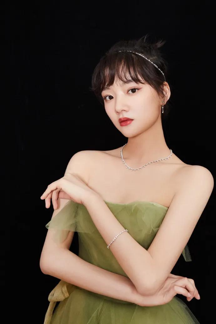 Ren Min's beautiful pictures - iNEWS