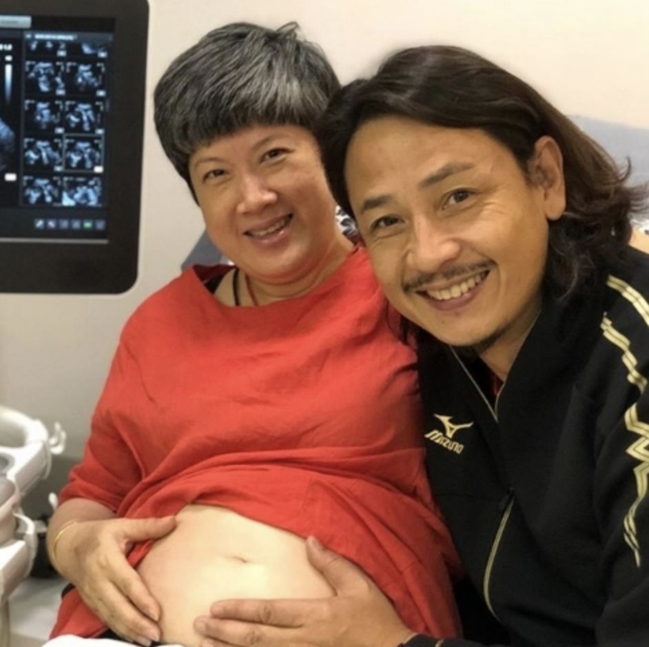 Courage!53-year-old TVB former green leaf Huang Zefeng revealed that he ...