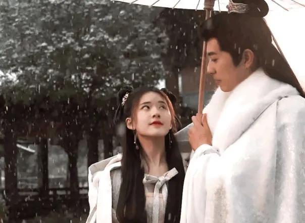 Little gossip, Yang Mi, Li Yifeng, Zhao Lusi, Huang Jingyu, Ouyang Nana, Xue Zhiqian - iNEWS