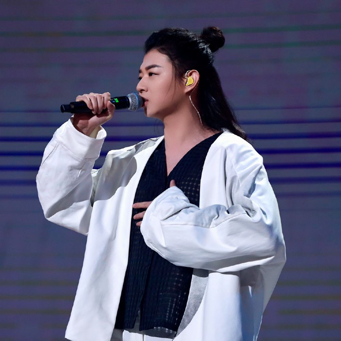 Huo Zun sings the famous Huofeng song, is accused of not being as ...