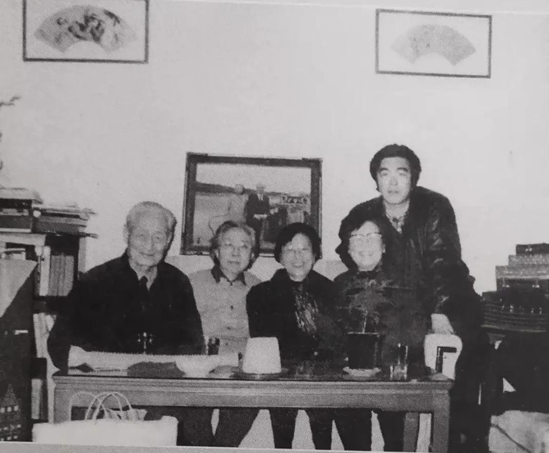 Follow Master Hongyi and become a master of Buddhism!102-year-old Chen ...
