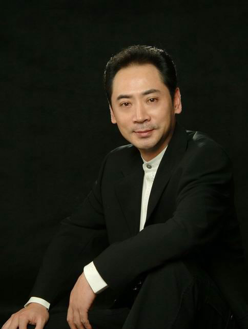 Liu Jin, an old drama player, plays Zhou Enlai's special actor, marries ...