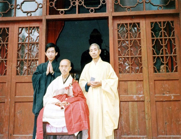 Master Hai Deng who knows "Two Finger Zen": When he passed away at the ...