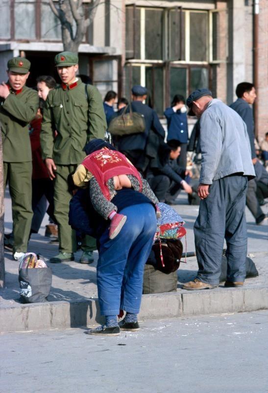 Old Chinese photos from the 70s - iNEWS