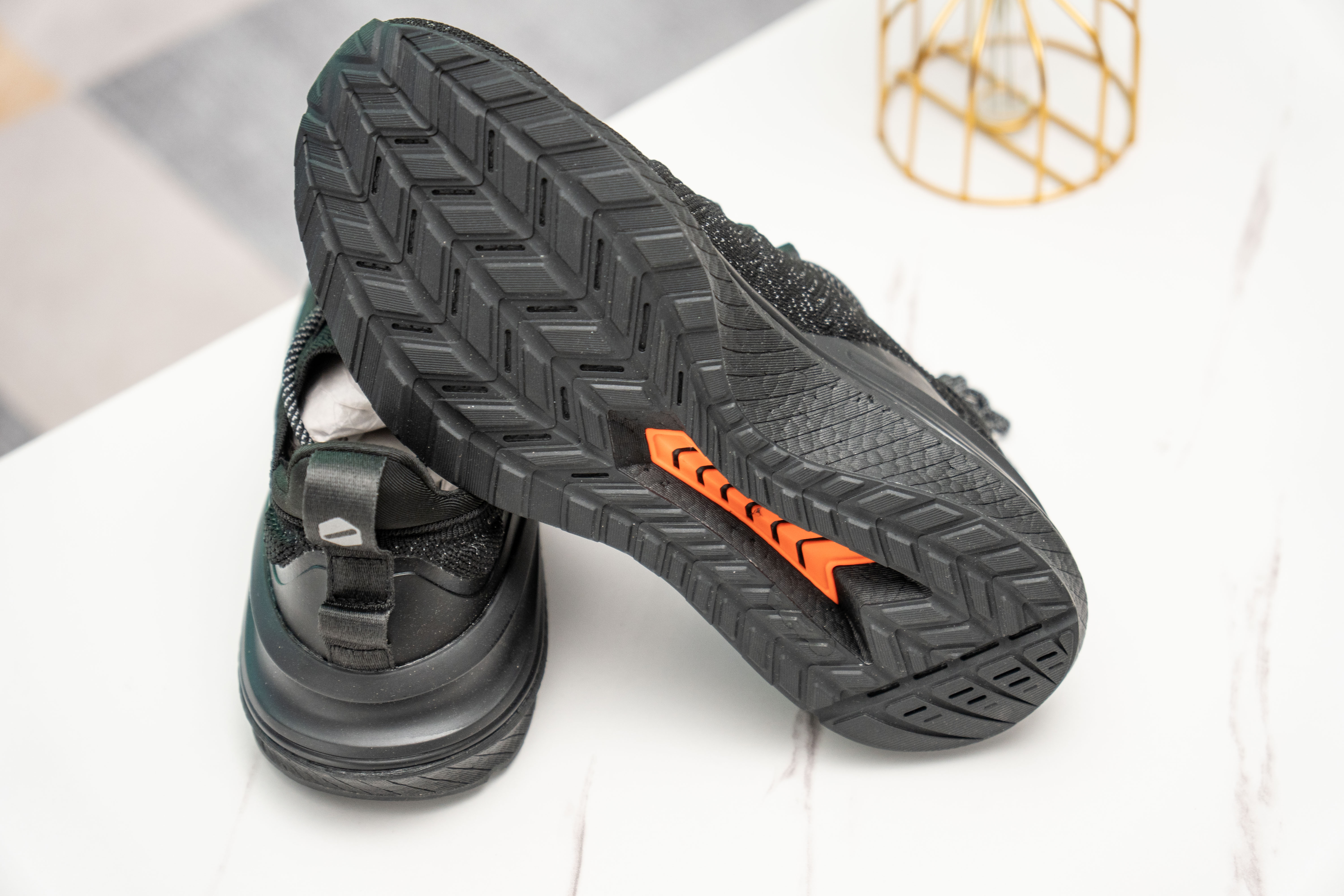 Over the hills and ridges, Xiaomi's daily element sports shoes light ...