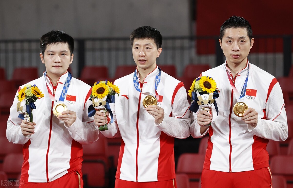 Hot search on Chen Meng's abs!The clear muscle lines make Fan Zhendong ...