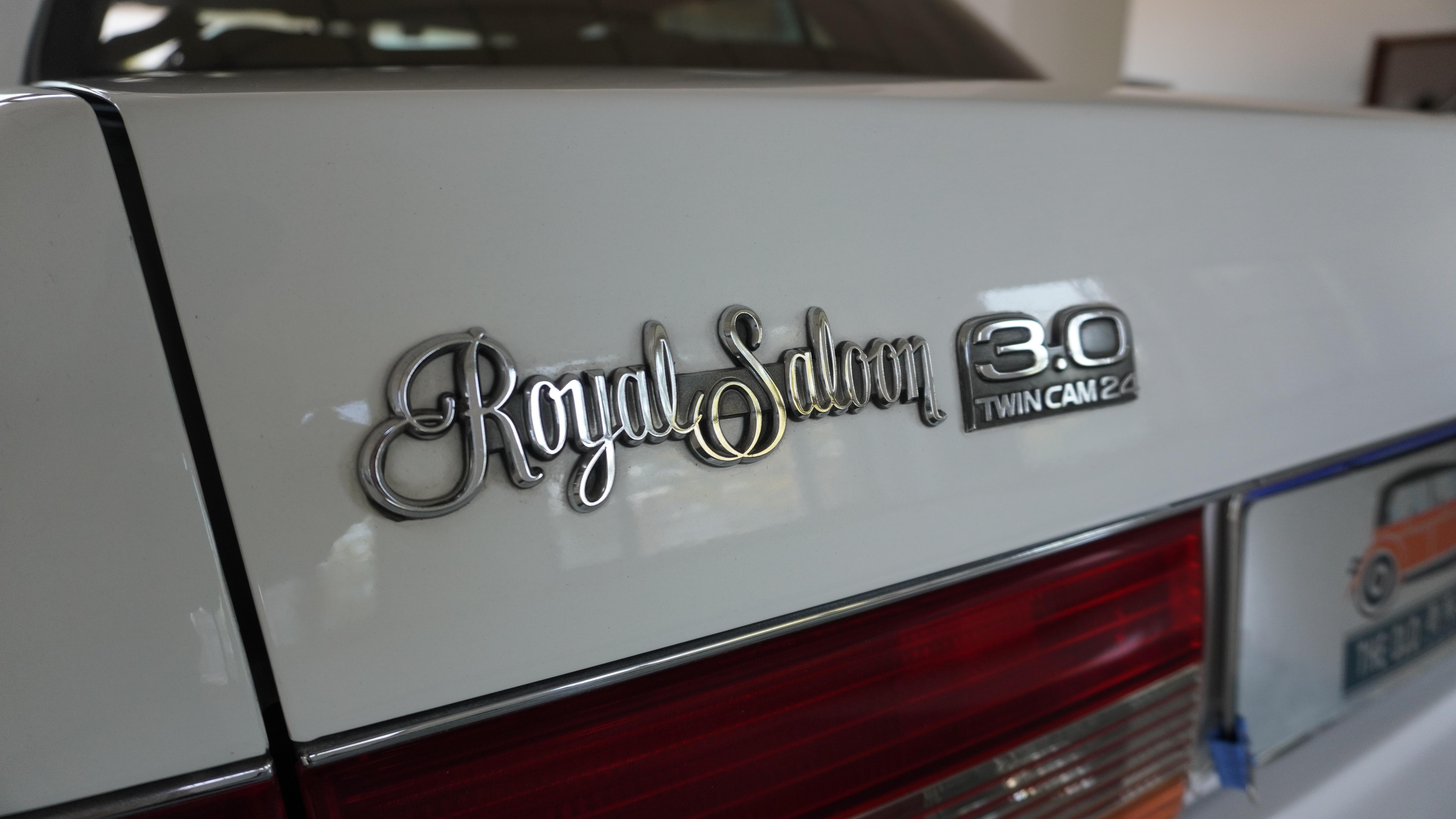 An old friend who knows you the tenth-generation Toyota Crown 155 - iNEWS