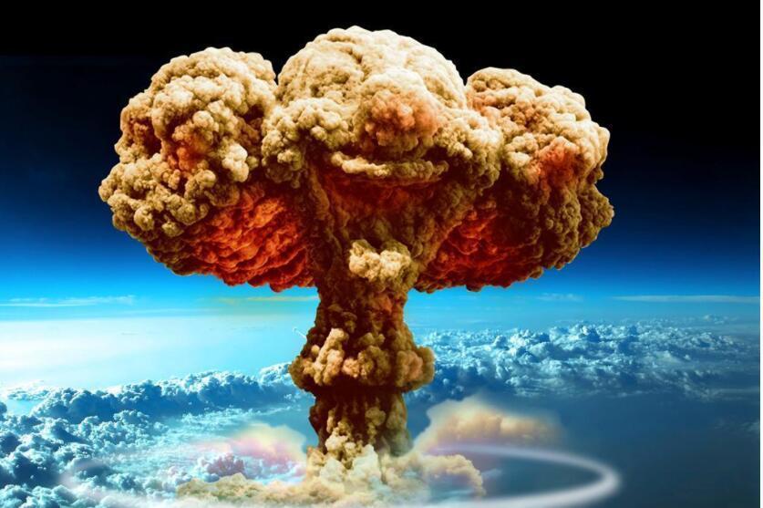 How powerful is the nuclear bomb?The "mushroom cloud" produced is 7 ...