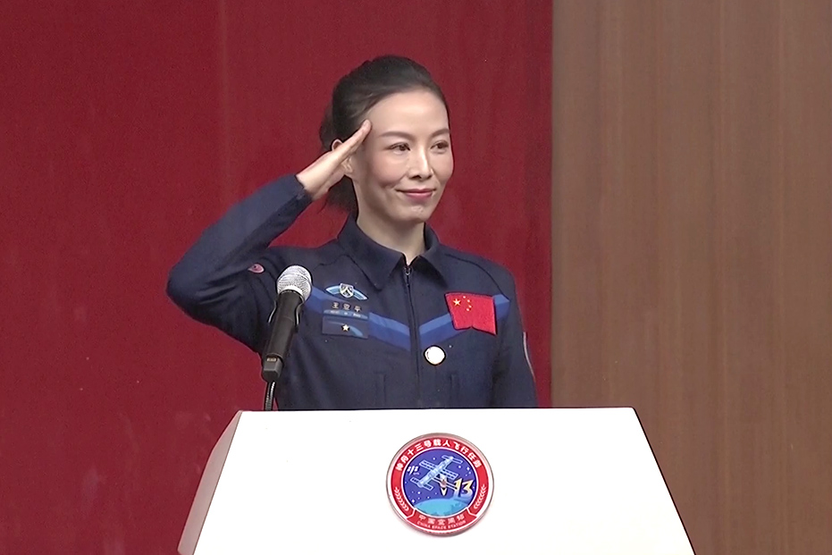 The goddess of flying, Wang Yaping, refused to have children for ...