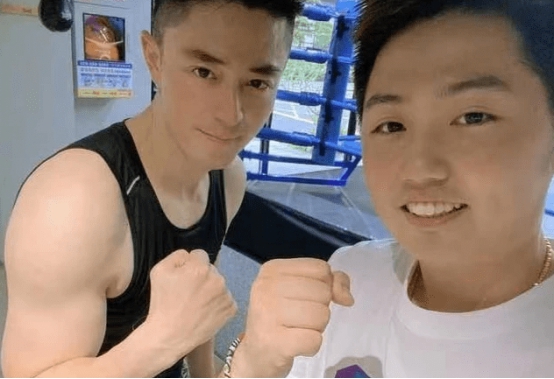 Netizens posted a photo with Huo Jianhua, Ruby Lin appeared without ...