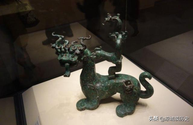 The ancient "sacred beasts" excavated from the Chu Tomb in Xichuan, as ...