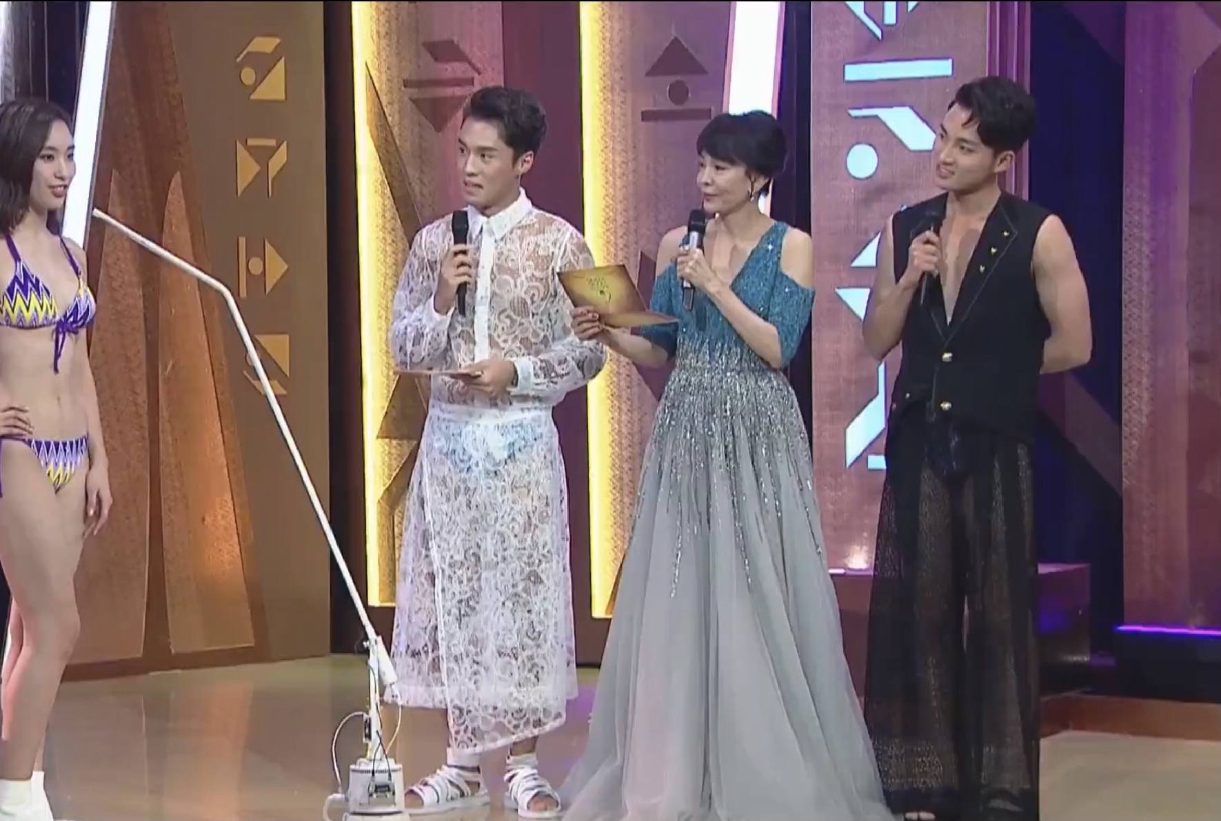 Sister Hong Kong 2021!Host Ding Zilang, Zhou Jialuo is full of looks ...