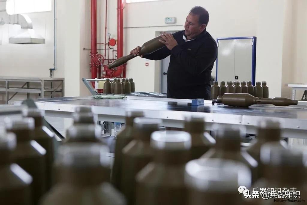 The Russian RPG-32 rocket launcher can be reused - iNEWS