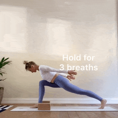 The vertical fork exercise sequence shared by the yoga goddess: just 7 ...