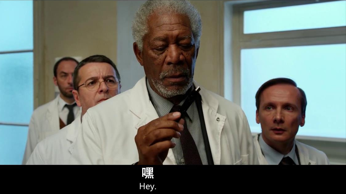 What happens when the brain reaches 100%? Scarlett Johansson sci-fi ...