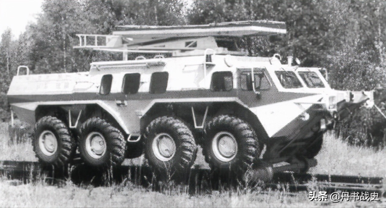 Military vehicles changed to civilian vehicles, interesting BTR-80 ...