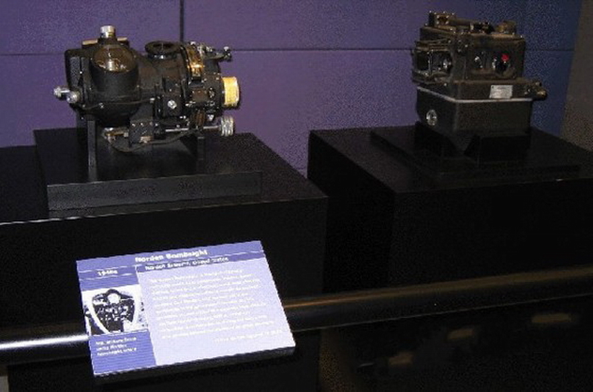 Military (technical) inertial bombing computer, from Norden sight to ...