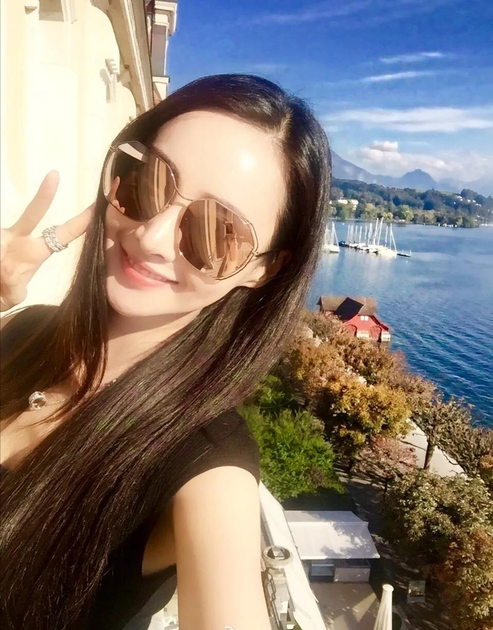 Actress Wang Ruoxin - iNEWS