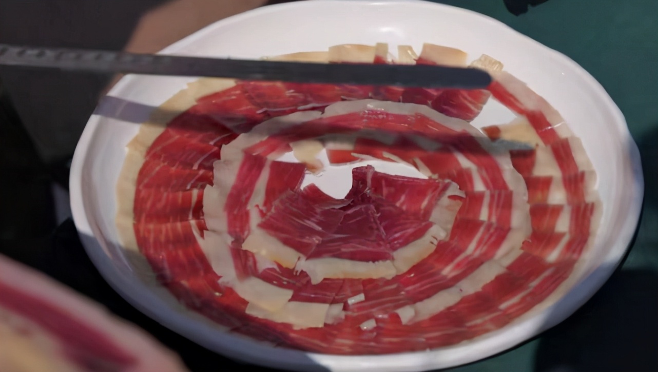 Donghua flower big hand is celebrated by himself, a ham worth 10,000 ...