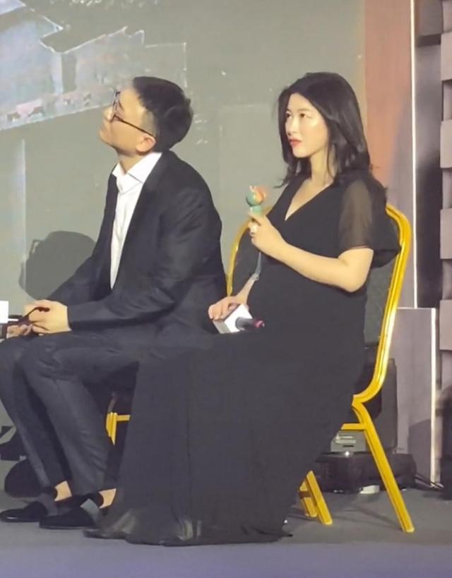 Zhu Zhu is so blessed to be a mother!Daughter's first exposure looks ...