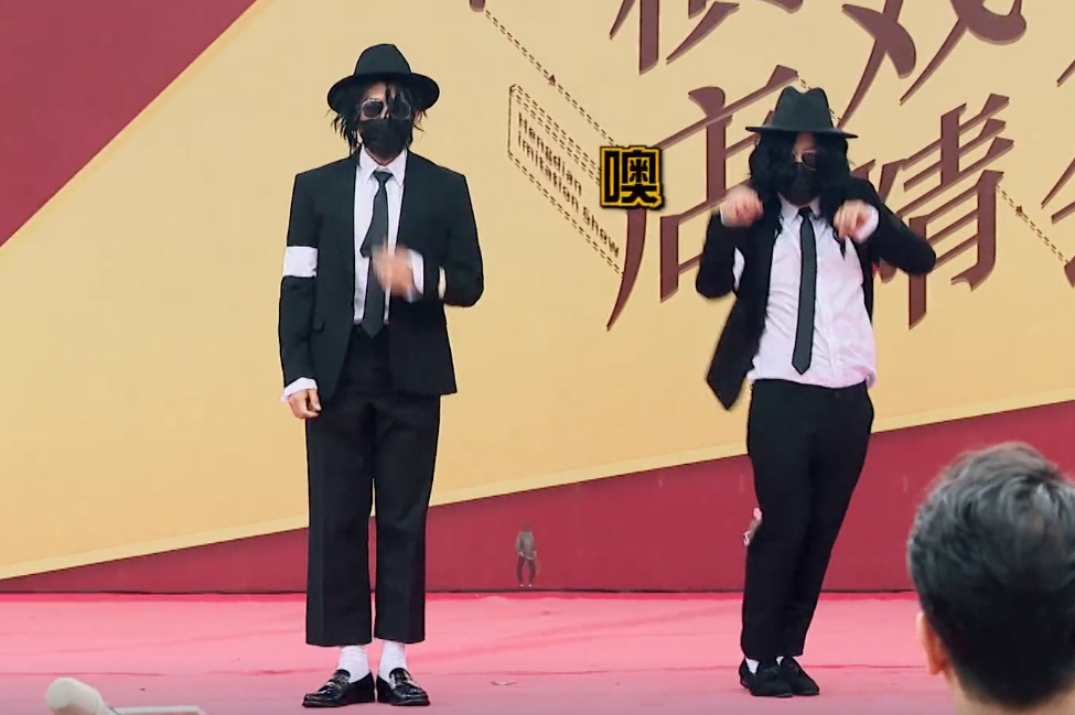 Huang Bo and Deng Chao participated in the imitation competition. I can ...