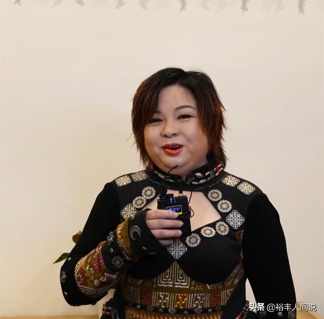 The recent photos of Li Qiong, who was so popular on the Spring ...