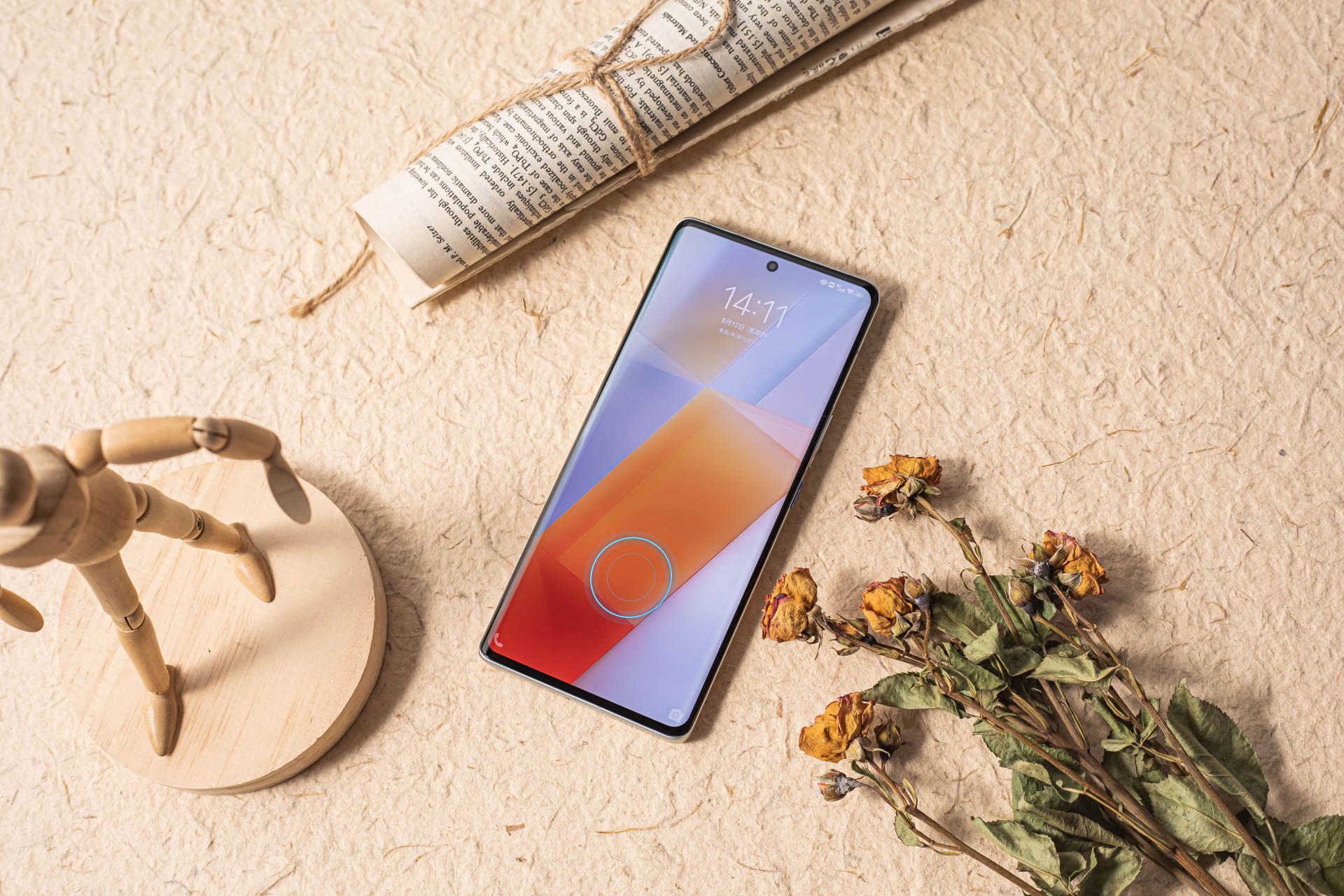 How much can iQOO 8 Pro screen play?No regrets with E5 material + 2K resolution - iNEWS