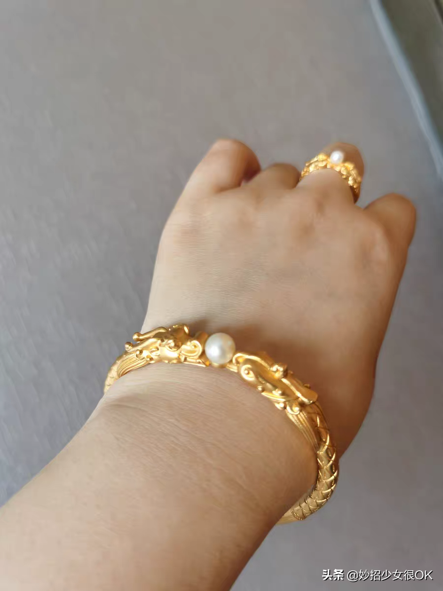 Do not go to the gold shop to clean gold jewelry. Be careful of being ...